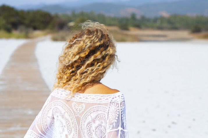 How Water, Chlorine, and Sunlight Affect Your Hair Color – GodefroyBeauty